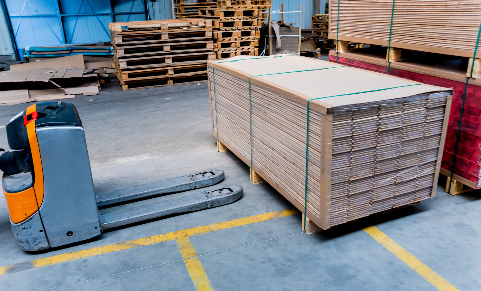 Especialista em Pallets Madeira, Caixa Móbil e Locação - Pallets de Paulla