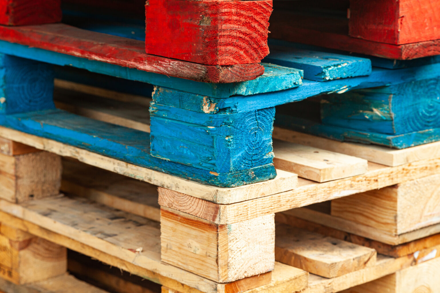 Paletes reutilizados: reduzindo custos e impactos ambientais - Pallets ...